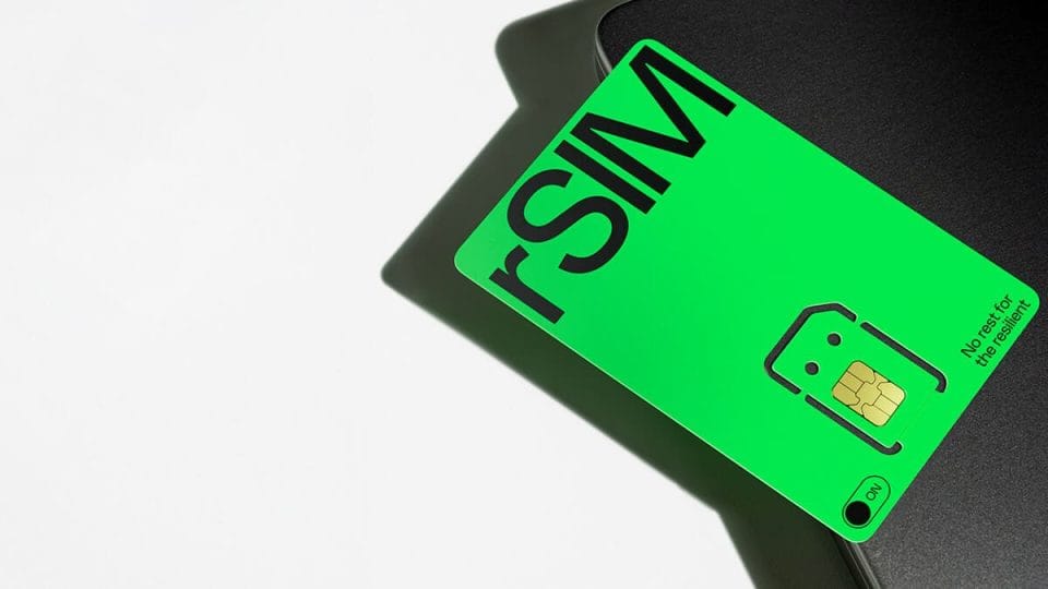 rSIM: una nuova tecnologia SIM che combina due SIM in una